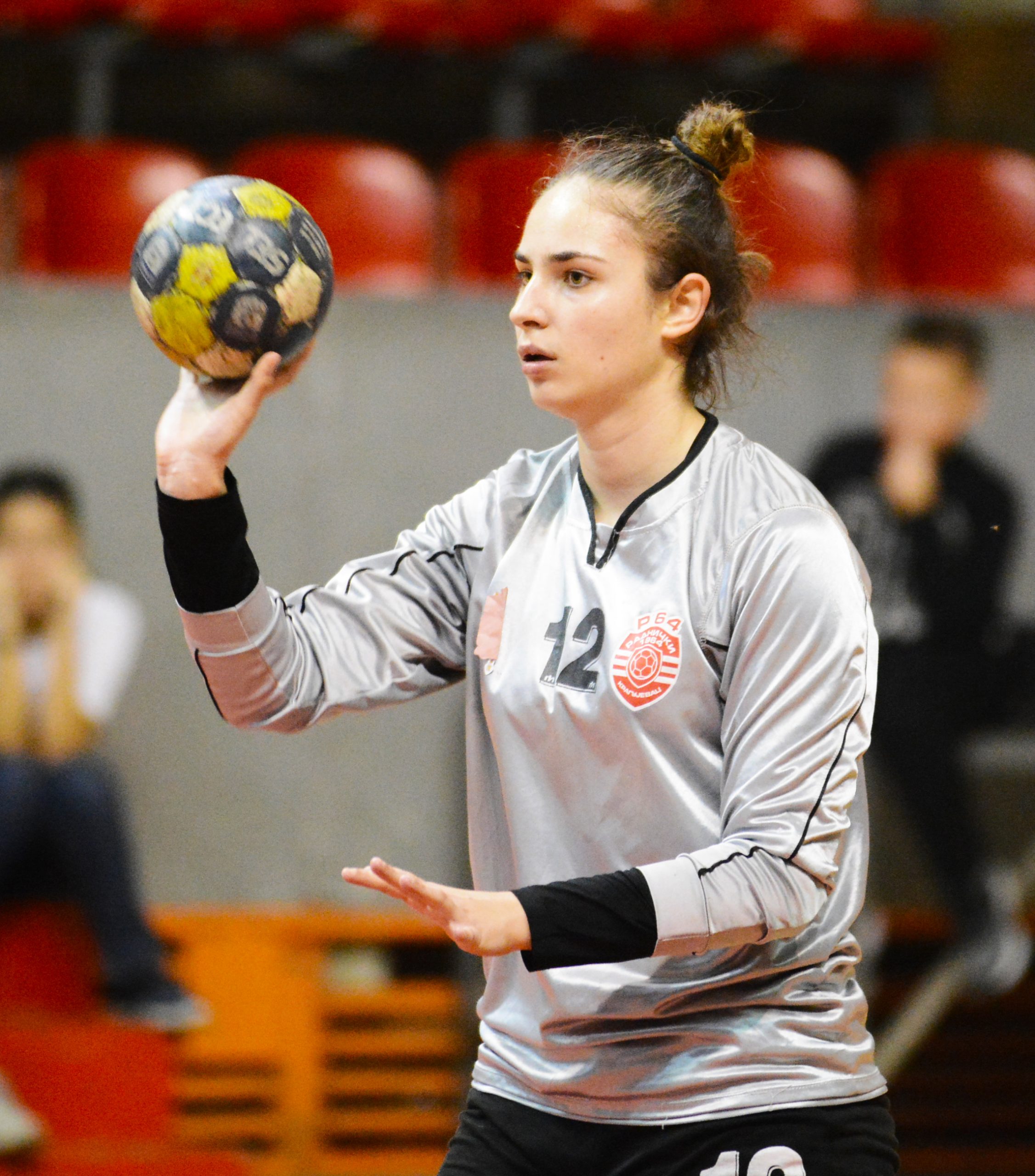 RUKOMET POPODNE BEZ PUBLIKE - Glas Šumadije